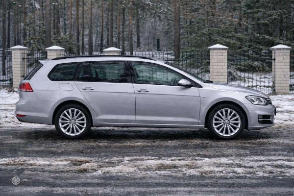 Grey Volkswagen Golf 2015 in Vilnius, with an engine capacity of 1.97 L and mileage of 292 thousand km for 6700 €, photo 4 on AUTOMOTO.COM.LV