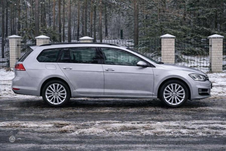 Grey Volkswagen Golf 2015 in Vilnius, with an engine capacity of 1.97 L and mileage of 292 thousand km for 6700 €, photo 4 on AUTOMOTO.COM.LV