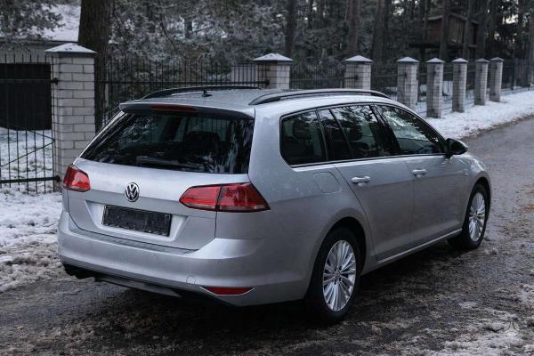 Grey Volkswagen Golf 2015 in Vilnius, with an engine capacity of 1.97 L and mileage of 292 thousand km for 6700 €, photo 5 on AUTOMOTO.COM.LV