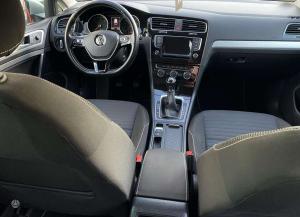 Grey Volkswagen Golf 2015 in Vilnius, with an engine capacity of 1.97 L and mileage of 292 thousand km for 6700 €, photo 14 on AUTOMOTO.COM.LV