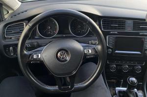 Grey Volkswagen Golf 2015 in Vilnius, with an engine capacity of 1.97 L and mileage of 292 thousand km for 6700 €, photo 15 on AUTOMOTO.COM.LV
