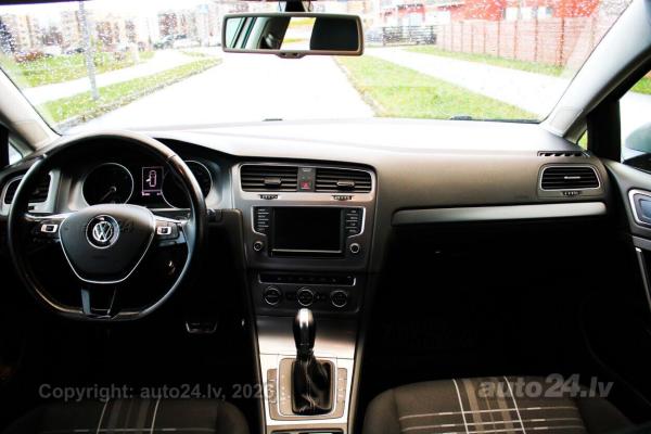 Grey Volkswagen Golf 2015 in Tallinn, with an engine capacity of 1.60 L and mileage of 230 thousand km for 7500 €, photo 6 on AUTOMOTO.COM.LV