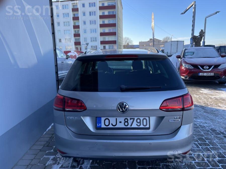 Pelēks Volkswagen Golf 2015 Talsi, ar dzinēja tilpumu 1.60 L un nobraukumu 244 tūkst. km par 4900 €, foto 4 vietnē AUTOMOTO.COM.LV