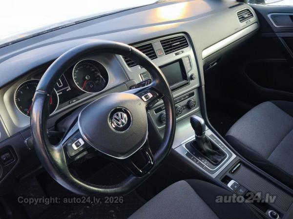 Pelēks Volkswagen Golf 2015 Pērnava, ar dzinēja tilpumu 1.40 L un nobraukumu 127 tūkst. km par 8200 €, foto 8 vietnē AUTOMOTO.COM.LV