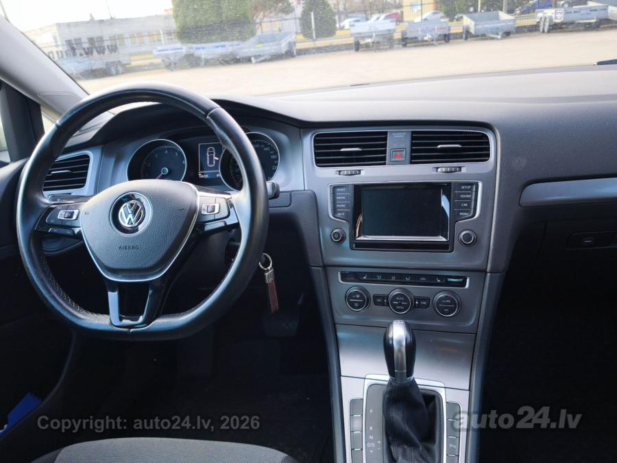 Grey Volkswagen Golf 2015 in Parnu, with an engine capacity of 1.40 L and mileage of 127 thousand km for 7990 €, photo 6 on AUTOMOTO.COM.LV