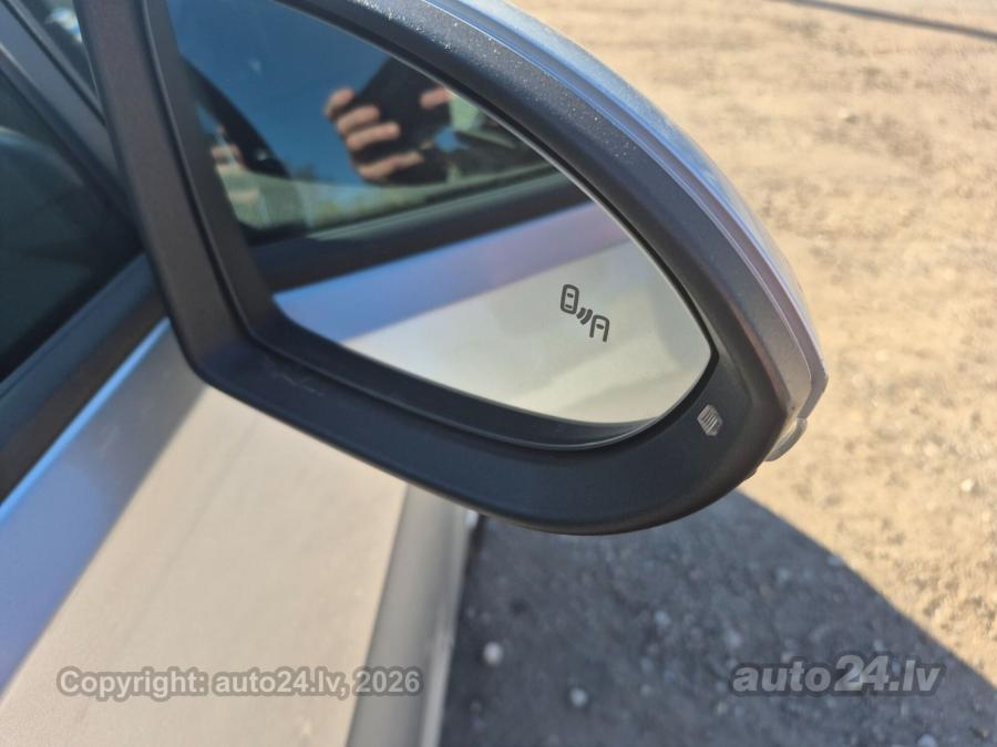 Grey Volkswagen Golf 2015 in Tallinn, with an engine capacity of 1.60 L and mileage of 140 thousand km for 8000 €, photo 13 on AUTOMOTO.COM.LV