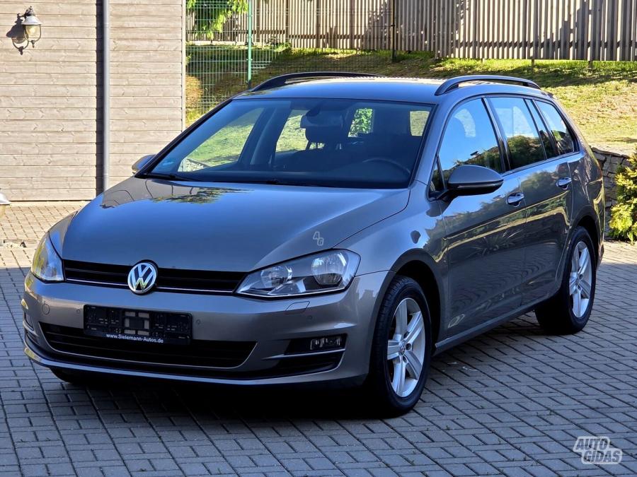 Grey Volkswagen Golf 2015 in Vilnius, with an engine capacity of 1.60 L and mileage of 303 thousand km for 5200 €, photo 4 on AUTOMOTO.COM.LV