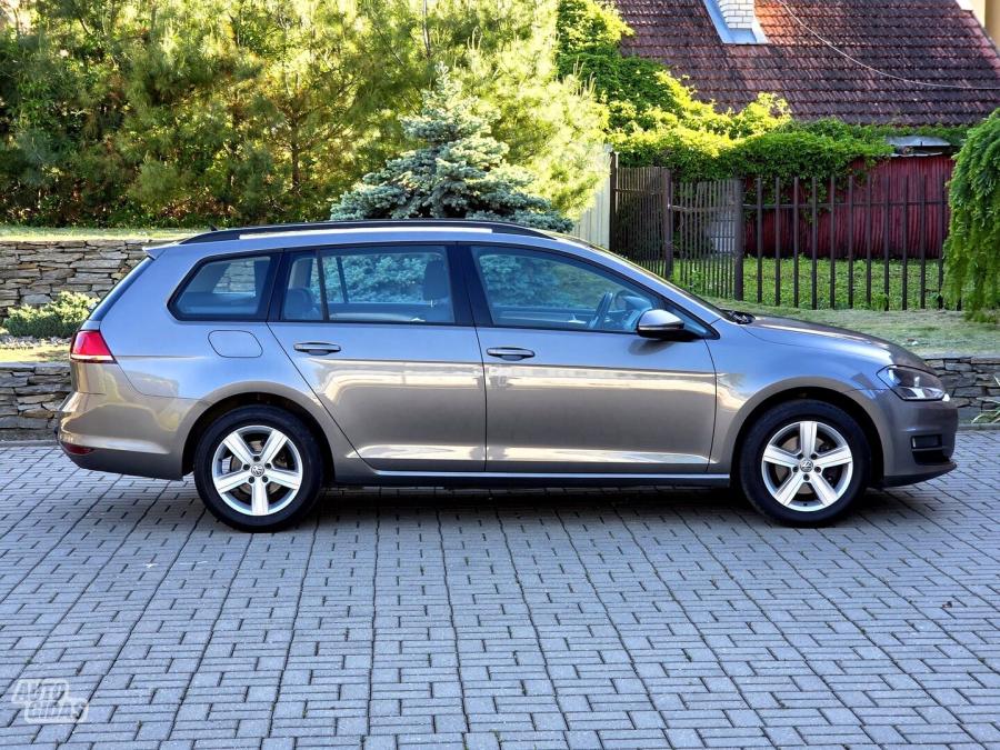 Grey Volkswagen Golf 2015 in Vilnius, with an engine capacity of 1.60 L and mileage of 303 thousand km for 5200 €, photo 11 on AUTOMOTO.COM.LV