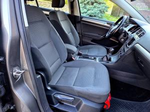 Grey Volkswagen Golf 2015 in Vilnius, with an engine capacity of 1.60 L and mileage of 303 thousand km for 5200 €, photo 20 on AUTOMOTO.COM.LV