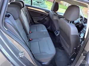 Grey Volkswagen Golf 2015 in Vilnius, with an engine capacity of 1.60 L and mileage of 303 thousand km for 5200 €, photo 21 on AUTOMOTO.COM.LV