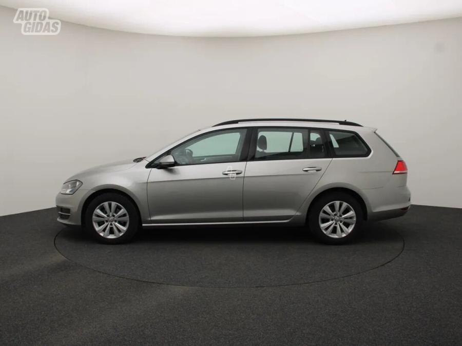Grey Volkswagen Golf 2015 in Vilnius, with an engine capacity of 1.60 L and mileage of 230 thousand km for 6799 €, photo 7 on AUTOMOTO.COM.LV