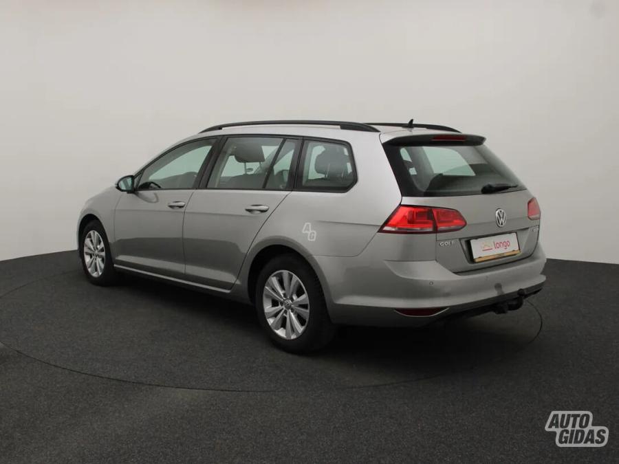 Grey Volkswagen Golf 2015 in Vilnius, with an engine capacity of 1.60 L and mileage of 230 thousand km for 6799 €, photo 8 on AUTOMOTO.COM.LV