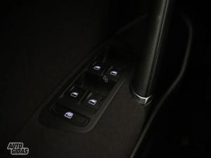Grey Volkswagen Golf 2015 in Vilnius, with an engine capacity of 1.60 L and mileage of 230 thousand km for 6799 €, photo 27 on AUTOMOTO.COM.LV