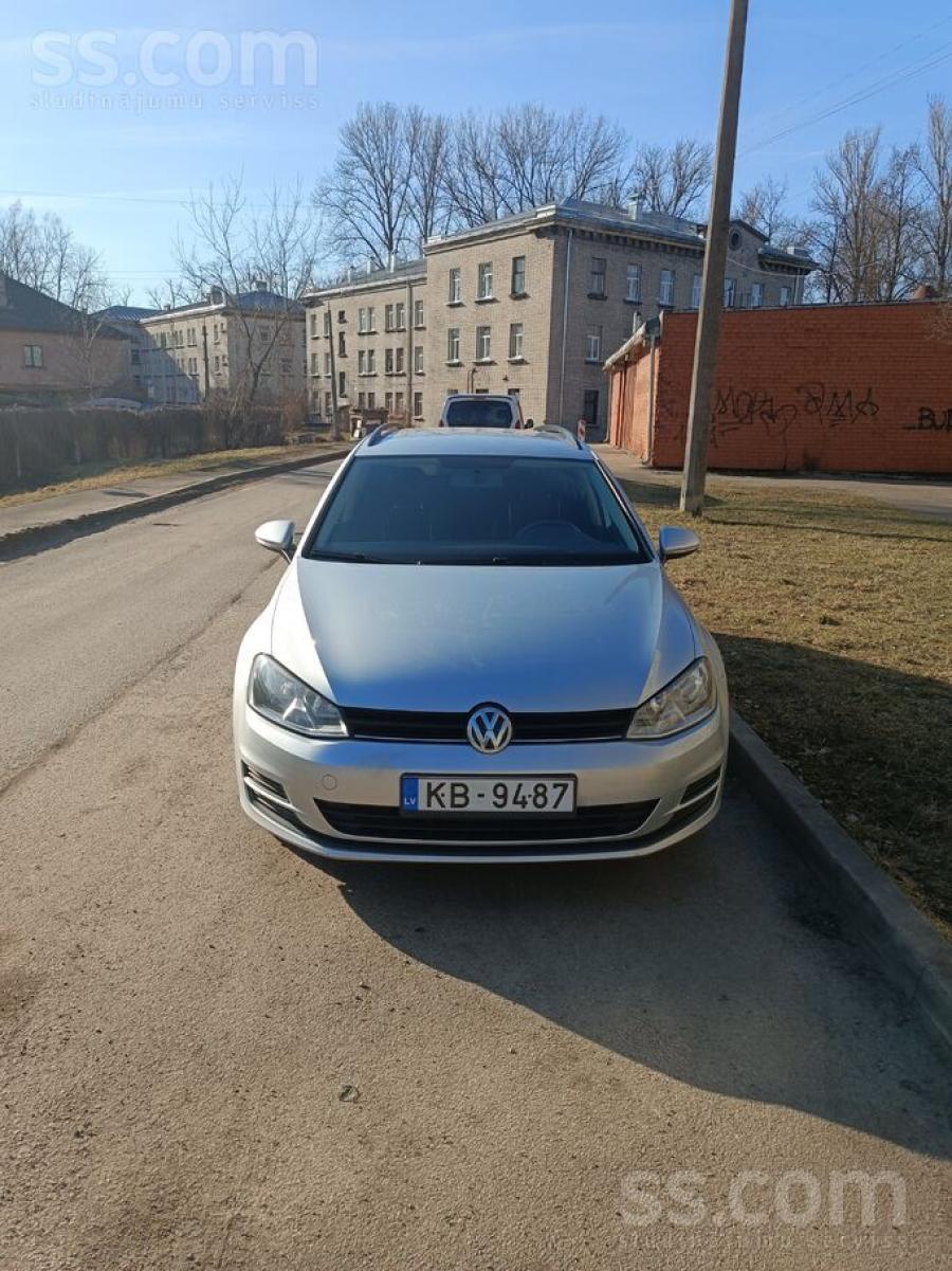 Grey Volkswagen Golf 2015 in Riga, with an engine capacity of 1.40 L and mileage of 145 thousand km for 4700 €, photo 1 on AUTOMOTO.COM.LV