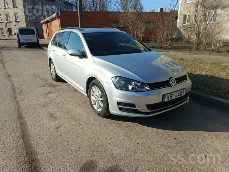 Grey Volkswagen Golf 2015 in Riga, with an engine capacity of 1.40 L and mileage of 145 thousand km for 4700 €, photo 4 on AUTOMOTO.COM.LV
