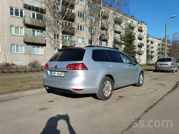 Pelēks Volkswagen Golf 2015 Rīga, ar dzinēja tilpumu 1.40 L un nobraukumu 145 tūkst. km par 4700 €, foto 4 vietnē AUTOMOTO.COM.LV