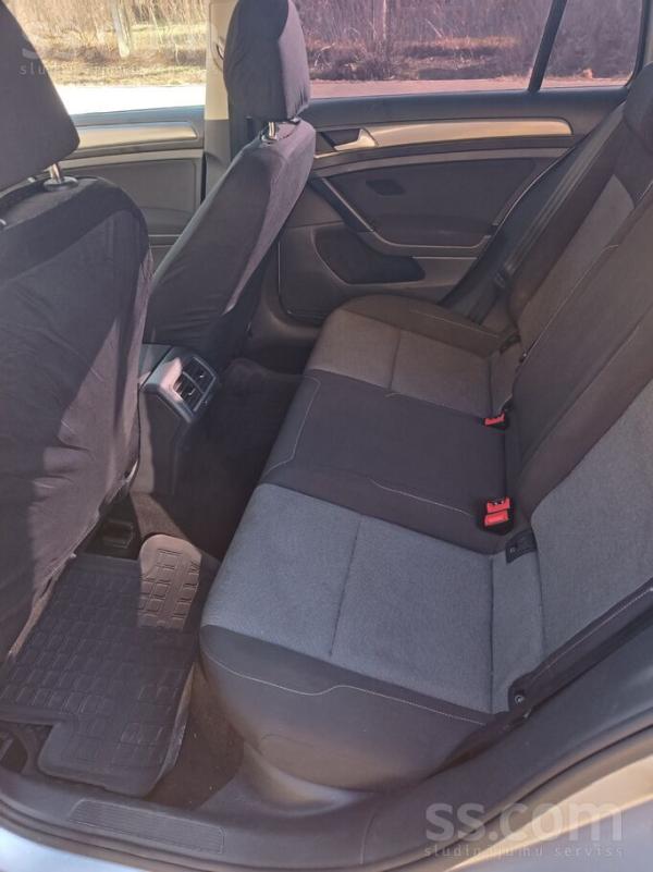 Pelēks Volkswagen Golf 2015 Rīga, ar dzinēja tilpumu 1.40 L un nobraukumu 145 tūkst. km par 4700 €, foto 9 vietnē AUTOMOTO.COM.LV