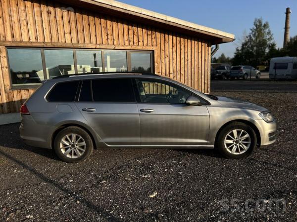 Grey Volkswagen Golf 2015 in Cesis, with an engine capacity of 1.60 L and mileage of 449 thousand km for 3190 €, photo 5 on AUTOMOTO.COM.LV