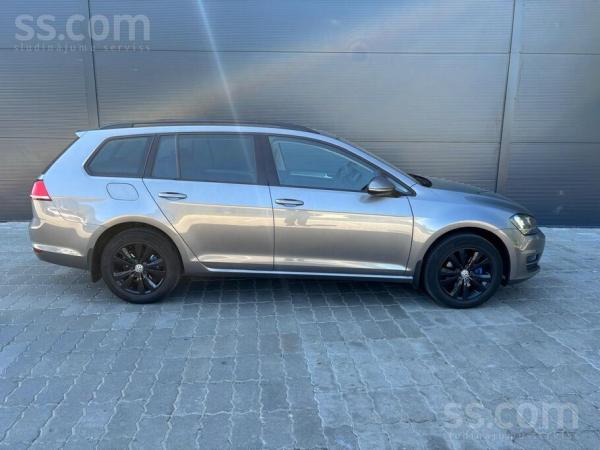 Grey Volkswagen Golf 2015 in Riga, with an engine capacity of 1.40 L and mileage of 219 thousand km for 9550 €, photo 5 on AUTOMOTO.COM.LV