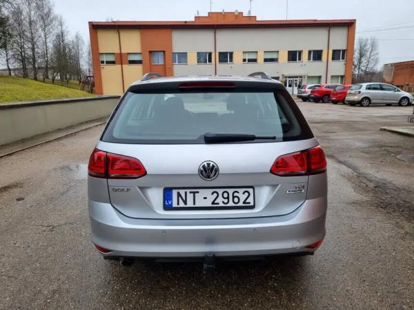 Grey Volkswagen Golf 2015 in Jekabpils, with an engine capacity of 1.60 L and mileage of 252 thousand km for 7900 €, photo 7 on AUTOMOTO.COM.LV