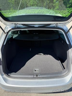 Pelēks Volkswagen Golf 2015 Tallina, ar dzinēja tilpumu 1.40 L un nobraukumu 214 tūkst. km par 4900 €, foto 8 vietnē AUTOMOTO.COM.LV