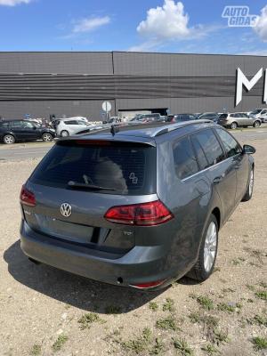 Grey Volkswagen Golf 2015 in Kaunas, with an engine capacity of 2.00 L and mileage of 321 thousand km for 6999 €, photo 4 on AUTOMOTO.COM.LV