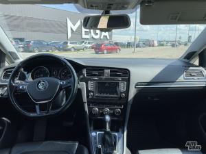 Grey Volkswagen Golf 2015 in Kaunas, with an engine capacity of 2.00 L and mileage of 321 thousand km for 6999 €, photo 6 on AUTOMOTO.COM.LV