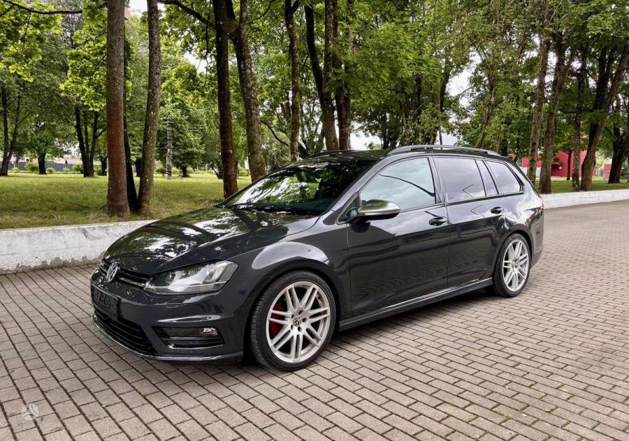 Grey Volkswagen Golf 2015 in Jurbarkas, with an engine capacity of 1.97 L and mileage of 174 thousand km for 8799 €, photo 4 on AUTOMOTO.COM.LV