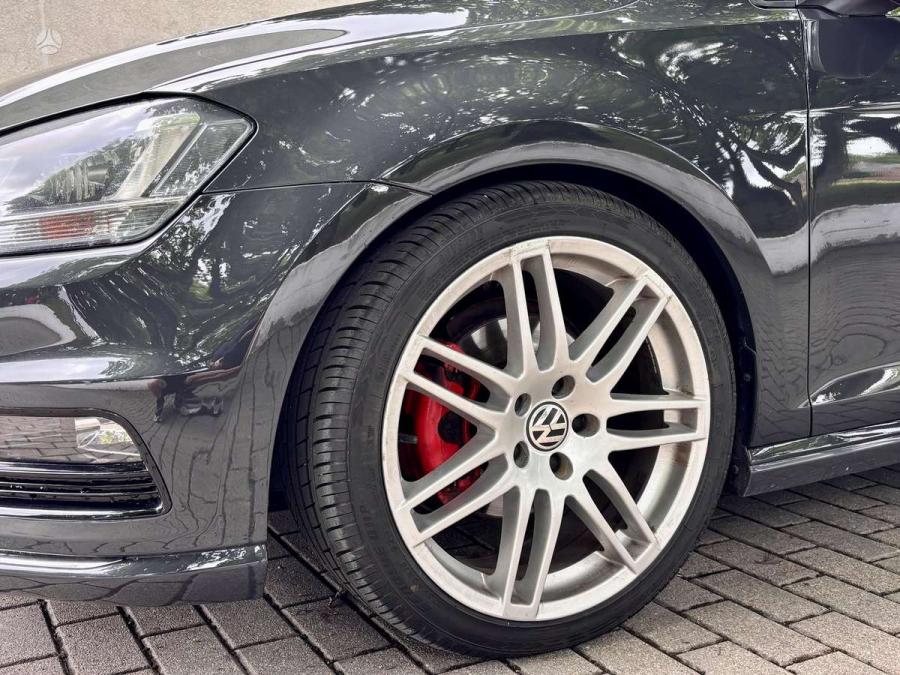 Grey Volkswagen Golf 2015 in Jurbarkas, with an engine capacity of 1.97 L and mileage of 174 thousand km for 8799 €, photo 16 on AUTOMOTO.COM.LV