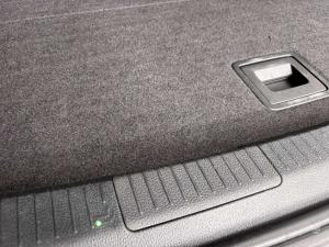 Grey Volkswagen Golf 2015 in Jurbarkas, with an engine capacity of 1.97 L and mileage of 174 thousand km for 8799 €, photo 24 on AUTOMOTO.COM.LV