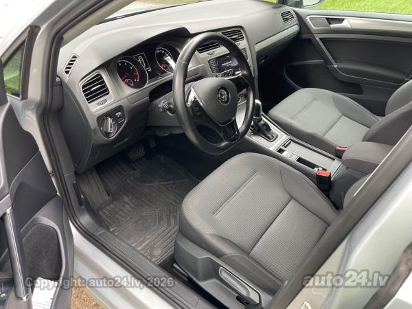 Grey Volkswagen Golf 2015 in Tallinn, with an engine capacity of 1.40 L and mileage of 213 thousand km for 6300 €, photo 8 on AUTOMOTO.COM.LV