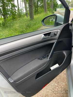 Grey Volkswagen Golf 2015 in Tallinn, with an engine capacity of 1.40 L and mileage of 213 thousand km for 6300 €, photo 13 on AUTOMOTO.COM.LV