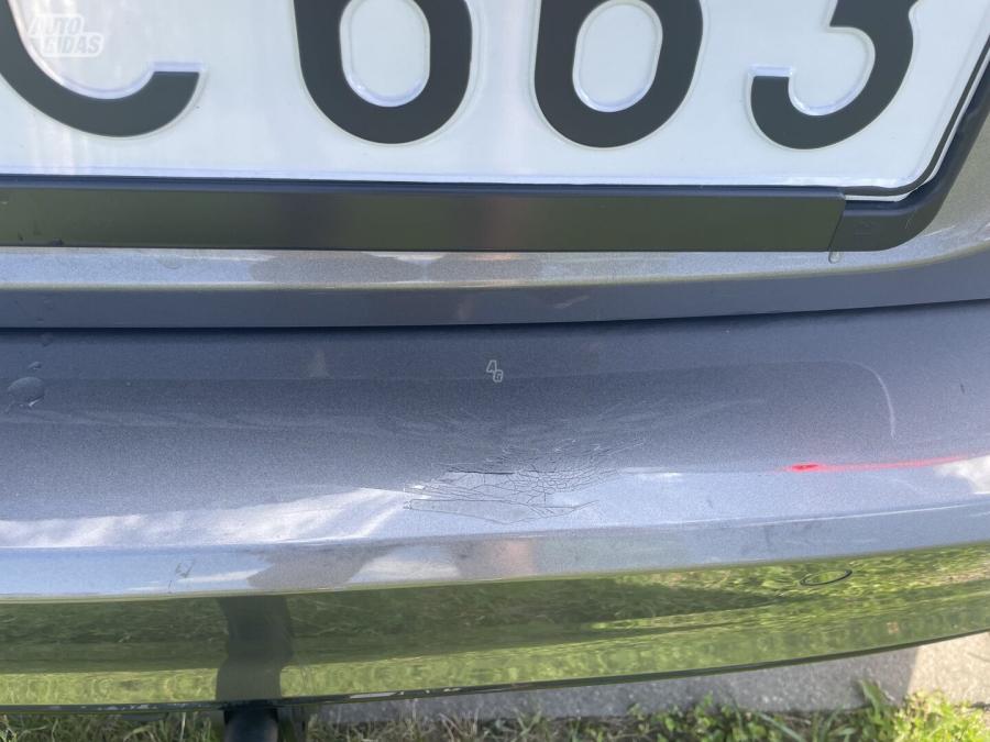 Pelēks Volkswagen Golf 2015 Viļņa, ar dzinēja tilpumu 1.60 L un nobraukumu 248 tūkst. km par 7000 €, foto 10 vietnē AUTOMOTO.COM.LV