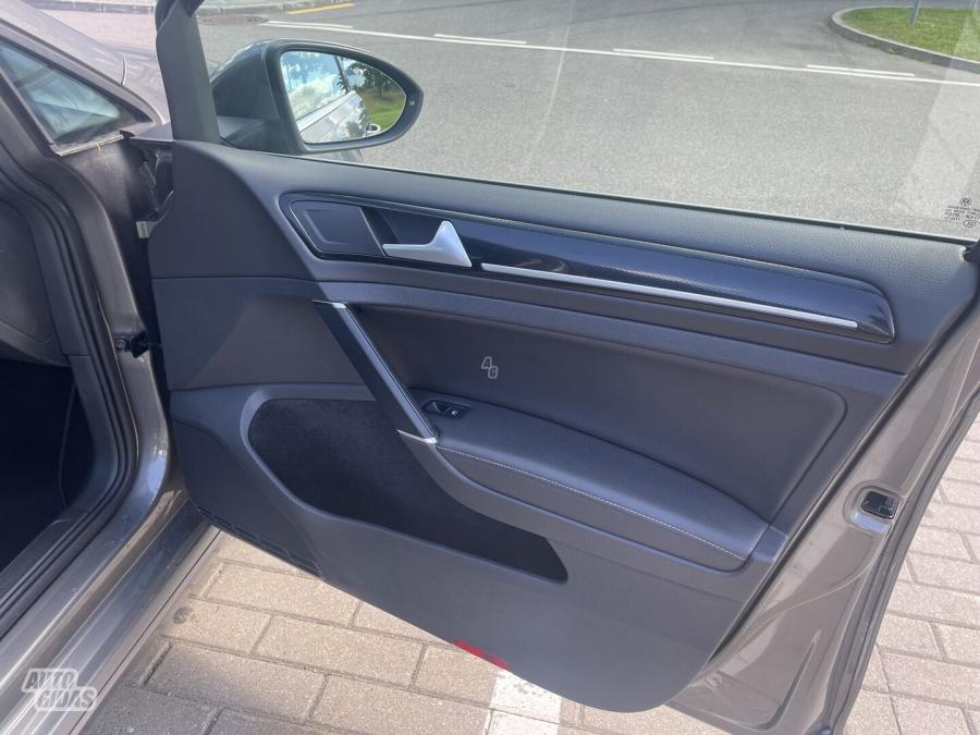 Pelēks Volkswagen Golf 2015 Viļņa, ar dzinēja tilpumu 1.60 L un nobraukumu 248 tūkst. km par 7000 €, foto 17 vietnē AUTOMOTO.COM.LV