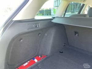 Pelēks Volkswagen Golf 2015 Viļņa, ar dzinēja tilpumu 1.60 L un nobraukumu 248 tūkst. km par 7000 €, foto 28 vietnē AUTOMOTO.COM.LV