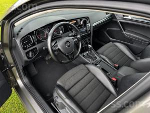Pelēks Volkswagen Golf 2015 Ogre, ar dzinēja tilpumu 1.60 L un nobraukumu 275 tūkst. km par 8290 €, foto 6 vietnē AUTOMOTO.COM.LV