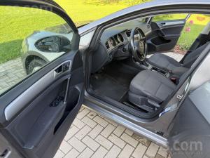 Grey Volkswagen Golf 2015 in Liepaja, with an engine capacity of 1.60 L and mileage of 287 thousand km for 6500 €, photo 9 on AUTOMOTO.COM.LV