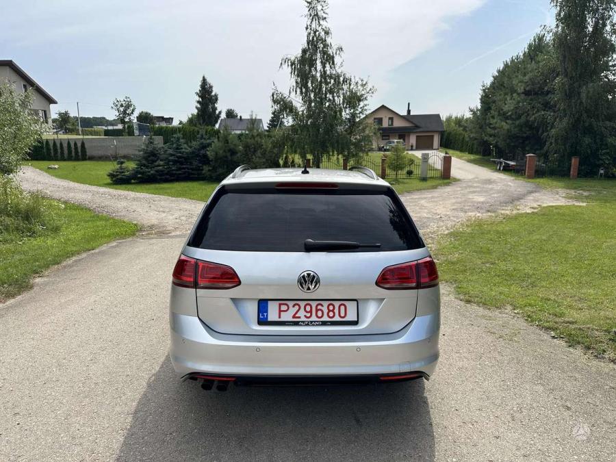 Pelēks Volkswagen Golf 2015 Alīta, ar dzinēja tilpumu 1.97 L un nobraukumu 325 tūkst. km par 7500 €, foto 9 vietnē AUTOMOTO.COM.LV
