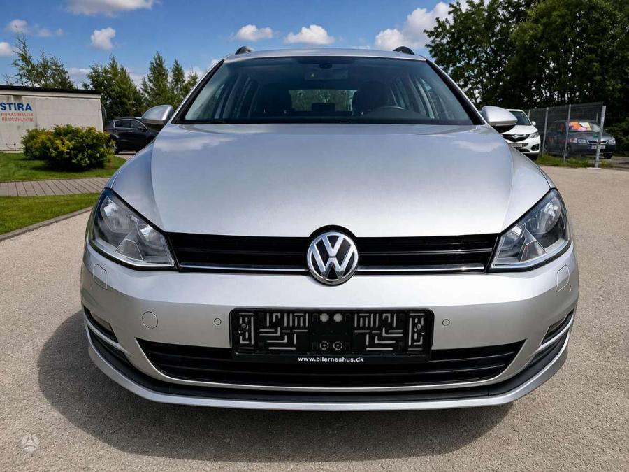 Grey Volkswagen Golf 2015 in Pakruojis, with an engine capacity of 1.40 L and mileage of 244 thousand km for 4500 €, photo 4 on AUTOMOTO.COM.LV