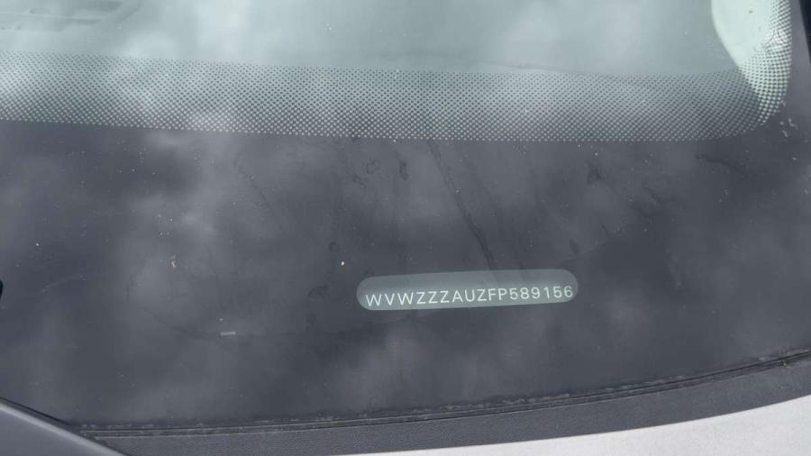 Grey Volkswagen Golf 2015 in Kedainiai, with an engine capacity of 1.97 L and mileage of 338 thousand km for 7000 €, photo 13 on AUTOMOTO.COM.LV