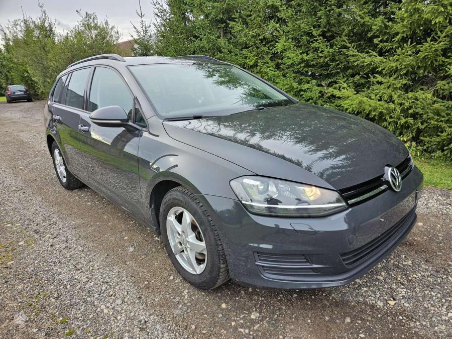 Pelēks Volkswagen Golf 2015 Pasvalys, ar dzinēja tilpumu 1.60 L un nobraukumu 255 tūkst. km par 6150 €, foto 3 vietnē AUTOMOTO.COM.LV