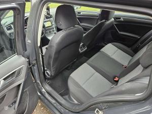 Pelēks Volkswagen Golf 2015 Pasvalys, ar dzinēja tilpumu 1.60 L un nobraukumu 255 tūkst. km par 6150 €, foto 12 vietnē AUTOMOTO.COM.LV