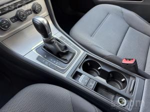 Pelēks Volkswagen Golf 2015 Rīga, ar dzinēja tilpumu 1.60 L un nobraukumu 280 tūkst. km par 5980 €, foto 19 vietnē AUTOMOTO.COM.LV