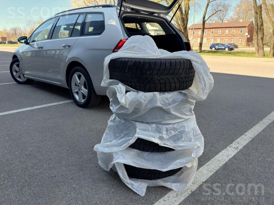 Pelēks Volkswagen Golf 2015 Rīga, ar dzinēja tilpumu 1.60 L un nobraukumu 280 tūkst. km par 5980 €, foto 31 vietnē AUTOMOTO.COM.LV