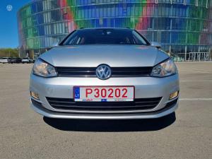 Grey Volkswagen Golf 2015 in Siauliai, with an engine capacity of 1.97 L and mileage of 272 thousand km for 8600 €, photo 8 on AUTOMOTO.COM.LV