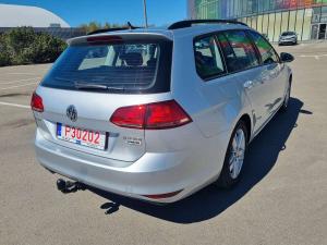 Grey Volkswagen Golf 2015 in Siauliai, with an engine capacity of 1.97 L and mileage of 272 thousand km for 8600 €, photo 12 on AUTOMOTO.COM.LV