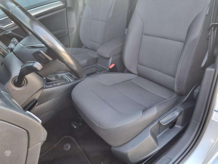 Grey Volkswagen Golf 2015 in Siauliai, with an engine capacity of 1.97 L and mileage of 272 thousand km for 8600 €, photo 19 on AUTOMOTO.COM.LV