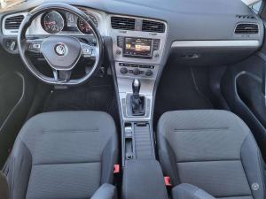 Grey Volkswagen Golf 2015 in Siauliai, with an engine capacity of 1.97 L and mileage of 272 thousand km for 8600 €, photo 22 on AUTOMOTO.COM.LV