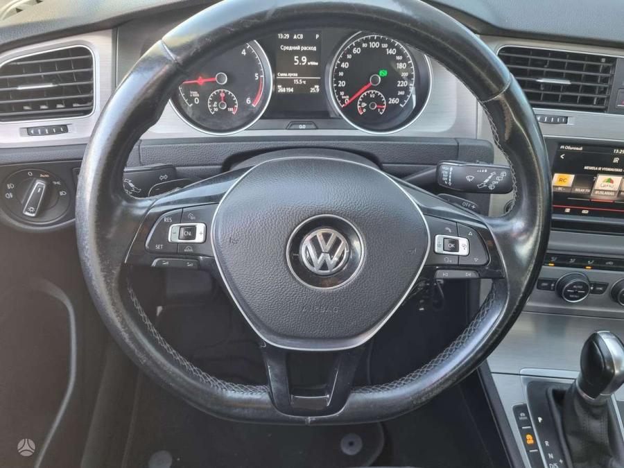 Grey Volkswagen Golf 2015 in Siauliai, with an engine capacity of 1.97 L and mileage of 272 thousand km for 8600 €, photo 24 on AUTOMOTO.COM.LV