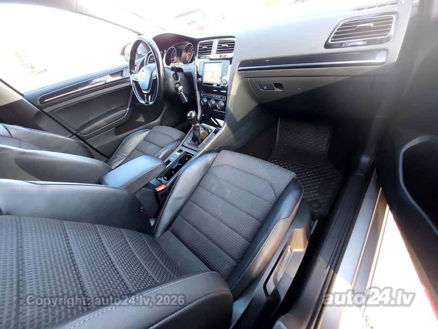 Pelēks Volkswagen Golf 2015 Pelva, ar dzinēja tilpumu 2.00 L un nobraukumu 142 tūkst. km par 9399 €, foto 14 vietnē AUTOMOTO.COM.LV